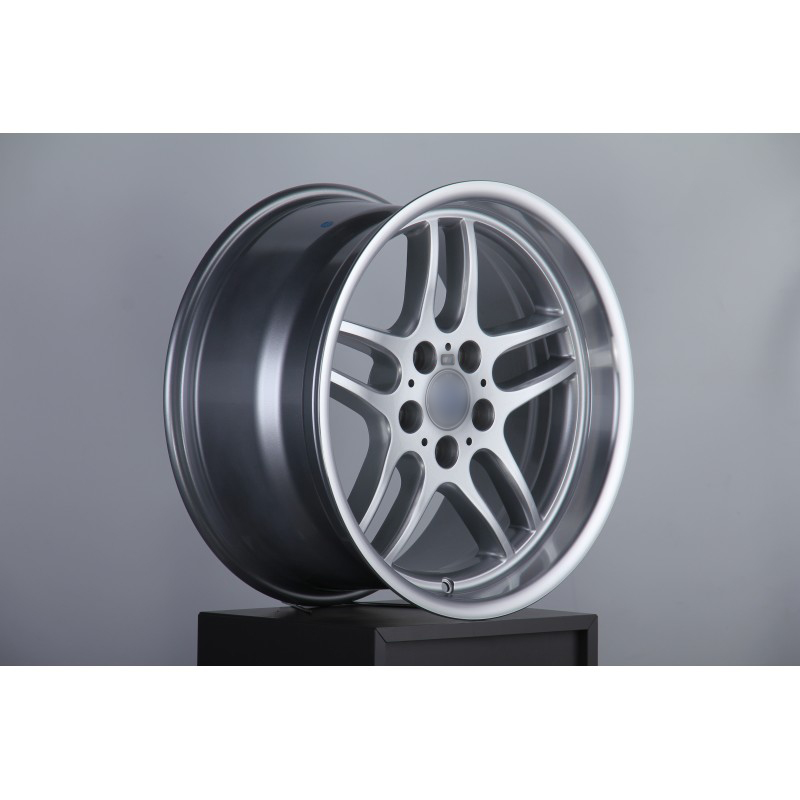 E34 18" M Parallel Style 37 Wheel Set